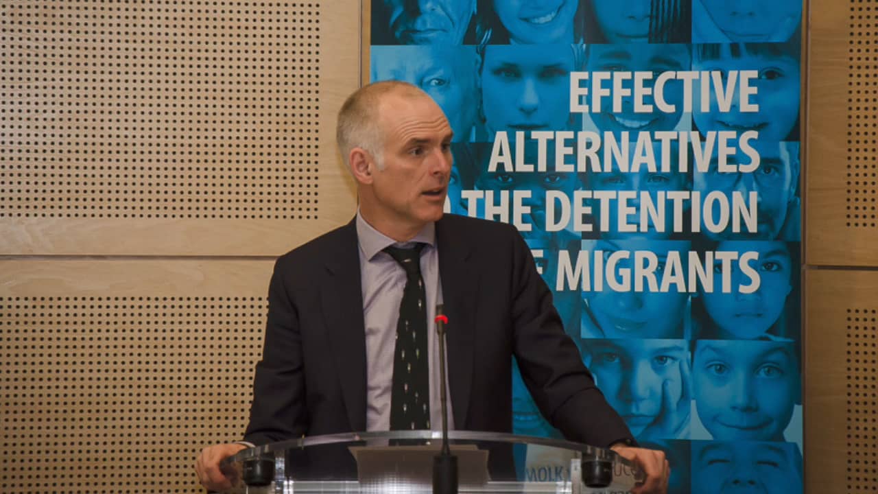 Simon Mordue: The Fundamentals of Europe's Migration Policy on Vimeo