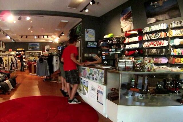 Suburban Blend- Skate/Snow Shop Promo on Vimeo