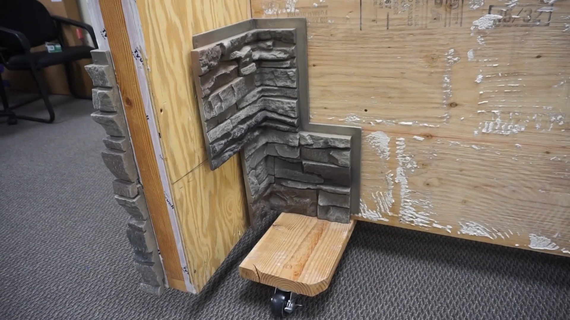 Inside Corners - Stacked Stone | GenStone