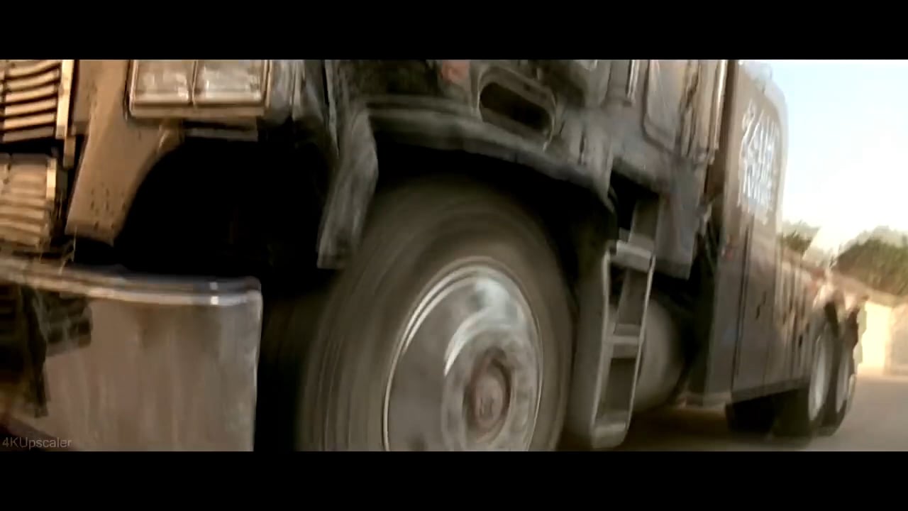 TERMINATOR 2 Judgement Day - Truck Chase Scene