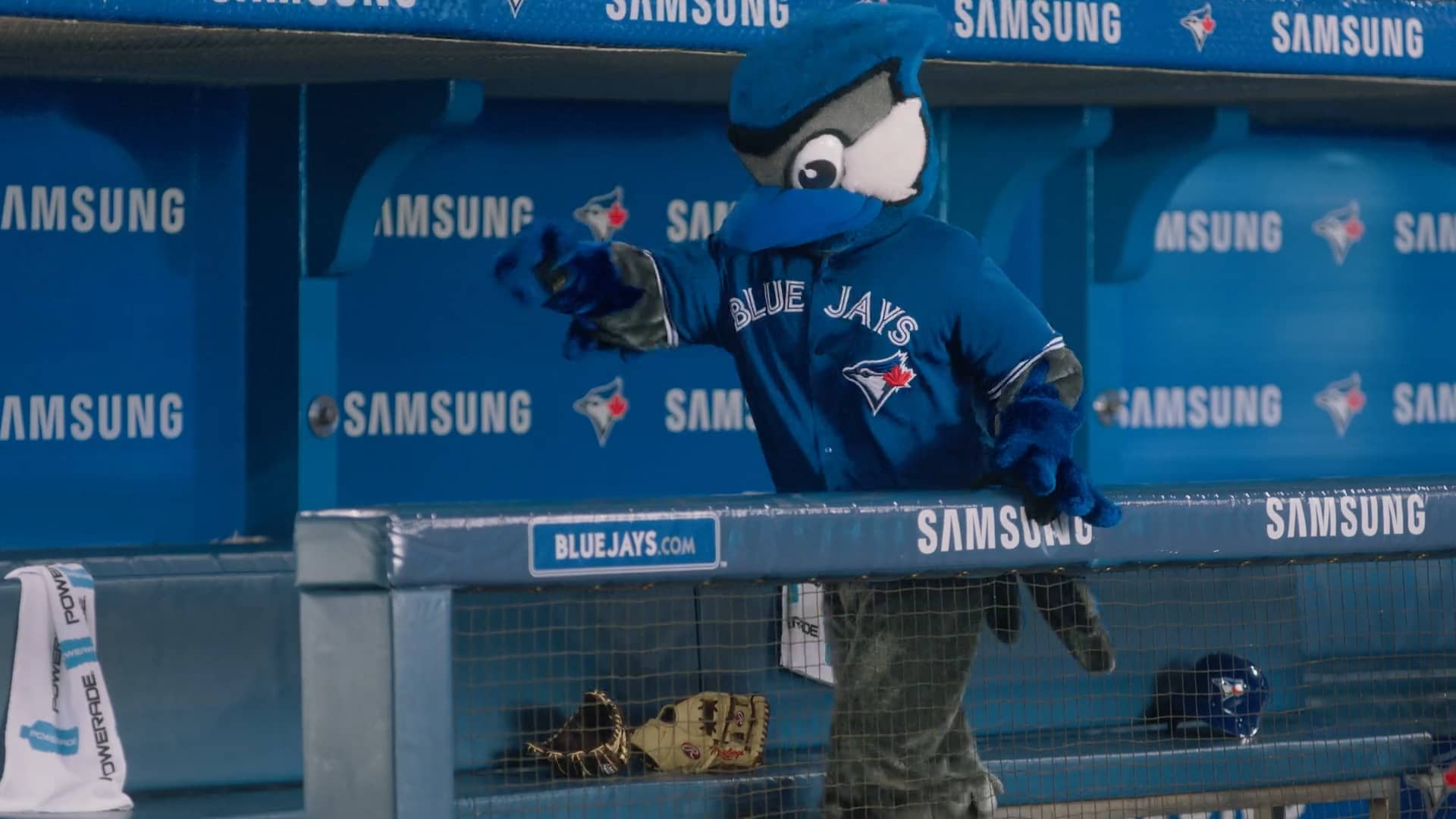 Toronto Blue Jays - Loonie Dogs Night 30 -- TV Commercial on Vimeo