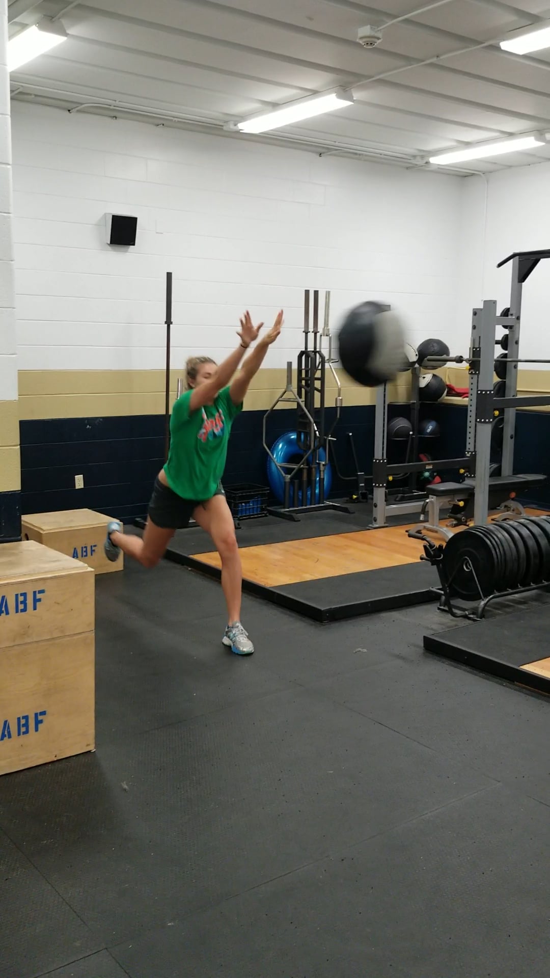 Box Drop to MB Toss on Vimeo