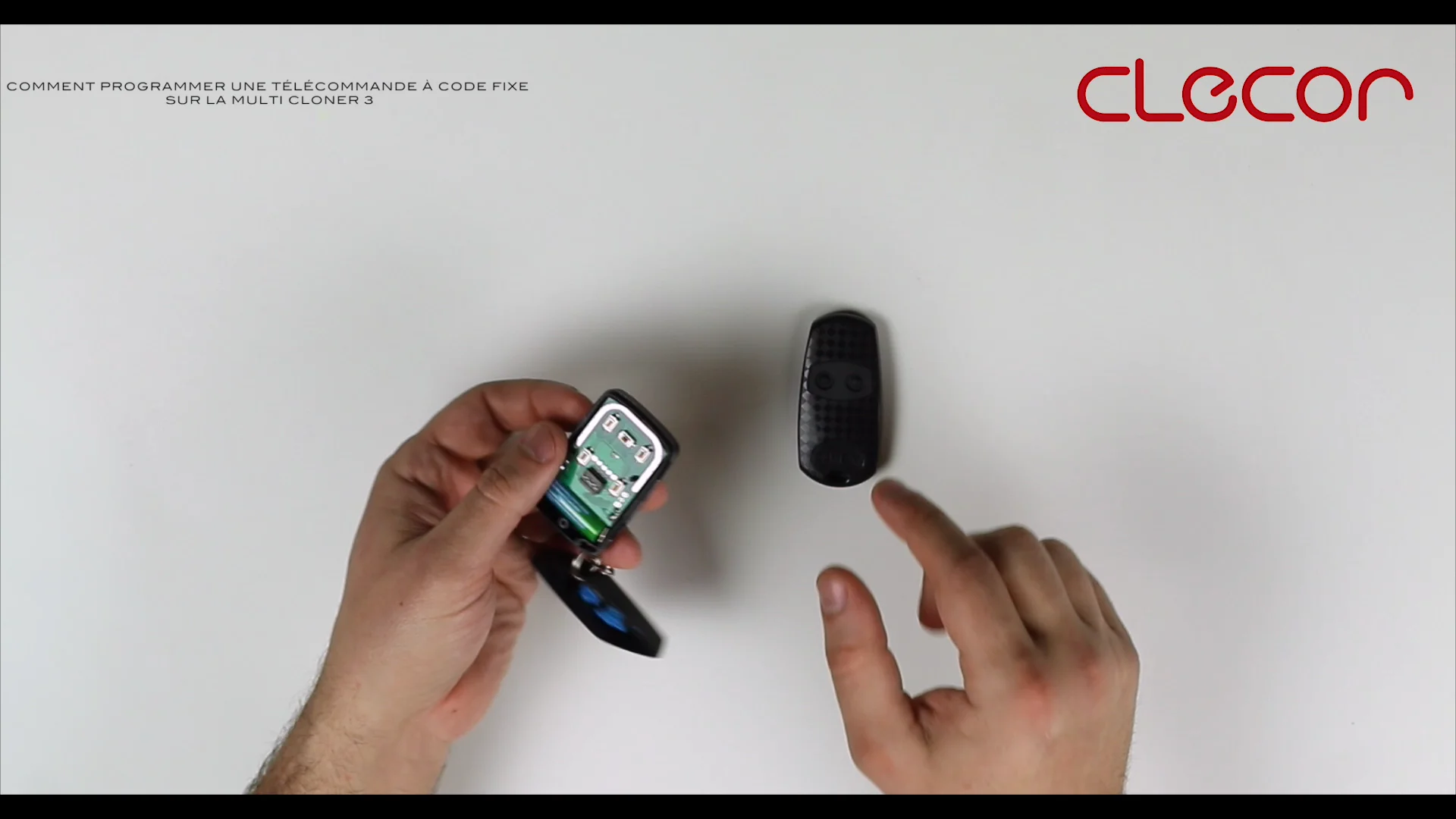 Comment programmer une télécommande à code fixe sur la Multi Cloner 3?