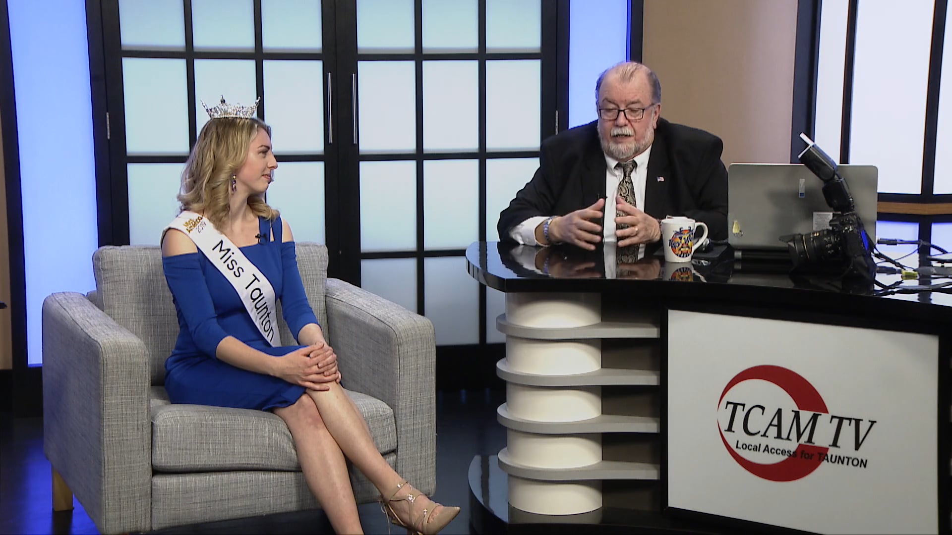 Pete on the Street #106 w/ Lyndsey Littlefield, Miss Taunton 2019 on Vimeo