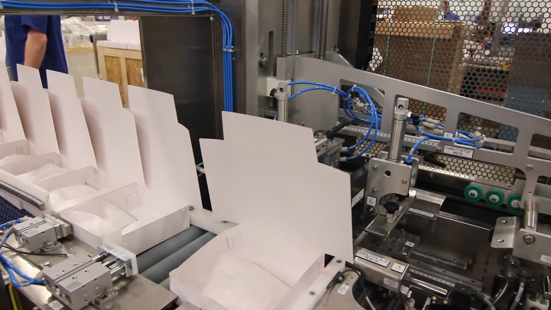 Mechanical Carton Closer | Delkor Capstone M Series on Vimeo