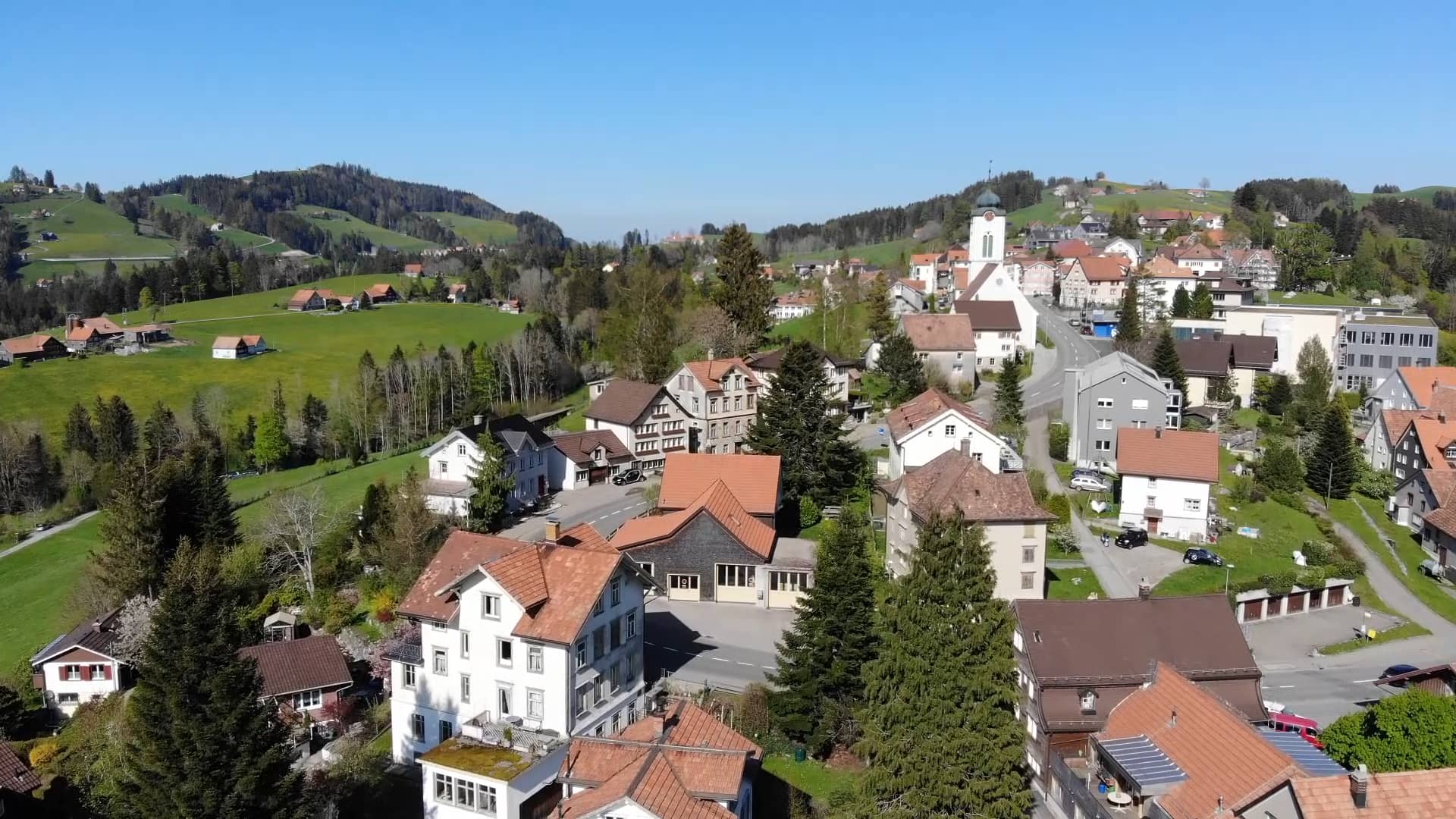 Die Gemeinde Wald AR aus der Schweiz von oben on Vimeo