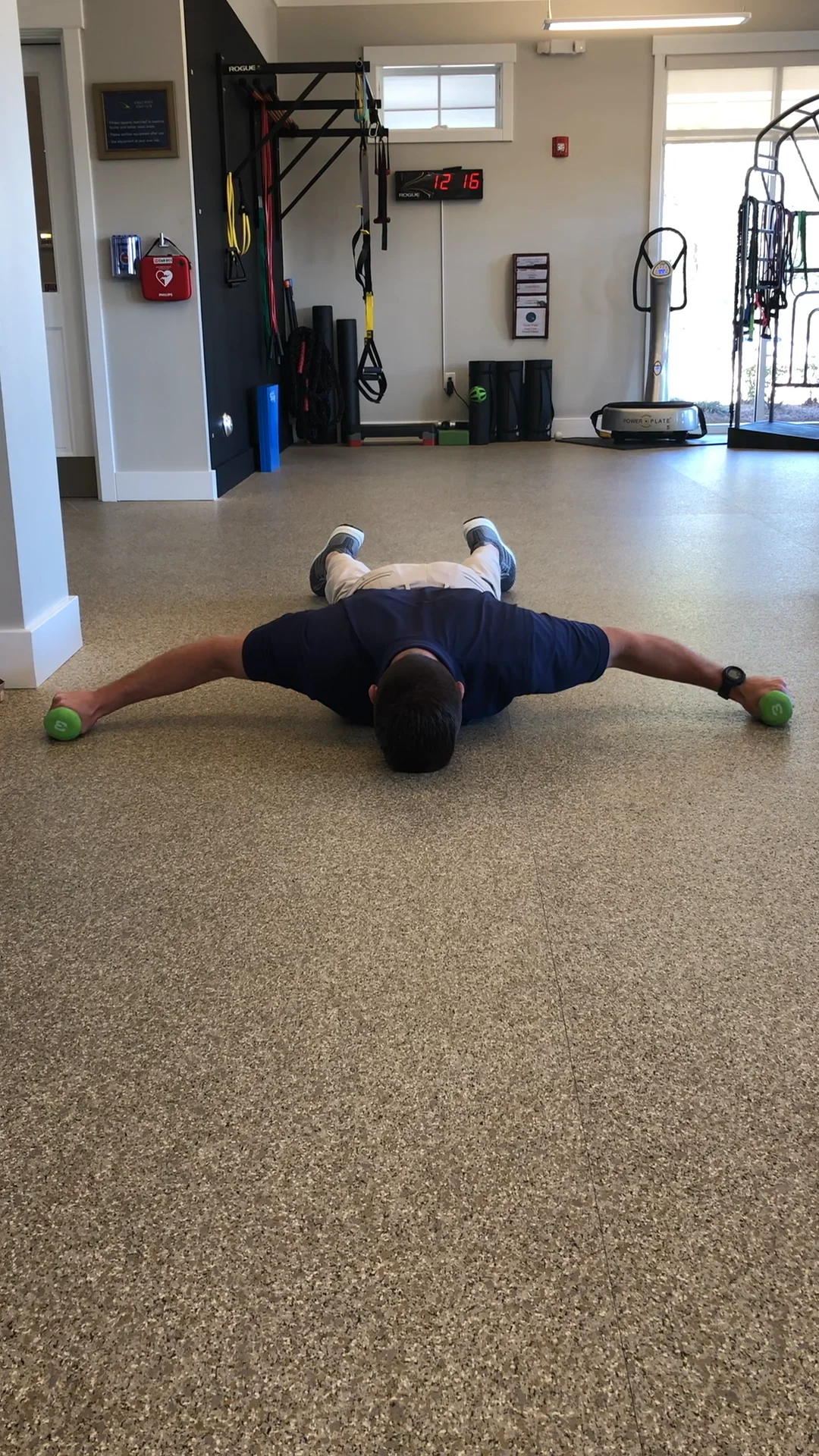 T position scapula squeezes with rotation on Vimeo