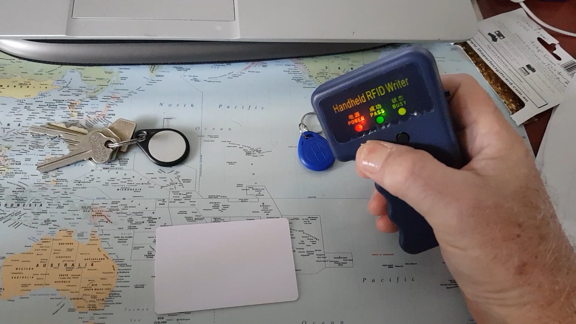 RFID HAND HELD COPIER WRITER on Vimeo