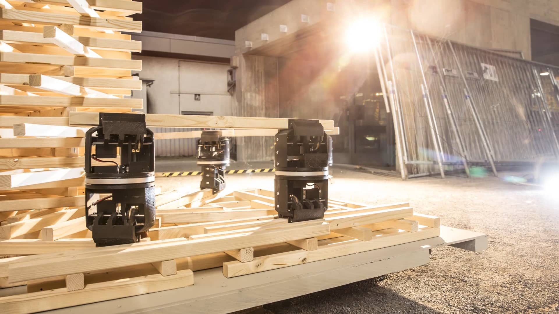 ITECH M.Sc. 2018: Distributed Robotic Assembly System for In-Situ ...