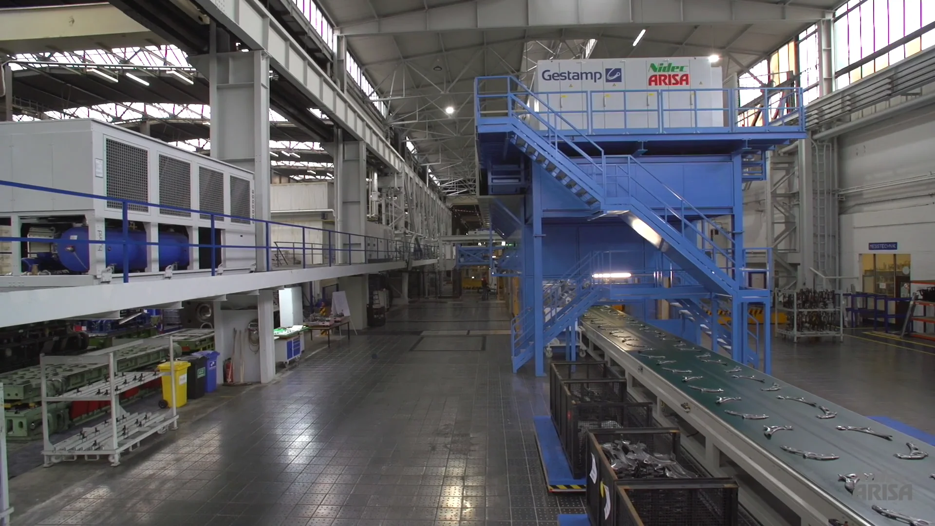 Arisa Servo Press-4500T on Vimeo