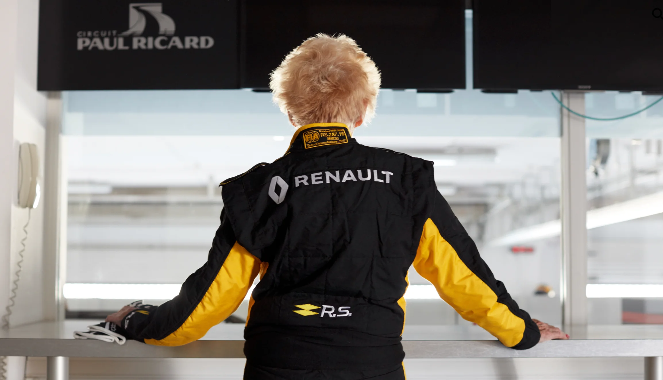 RENAULT SPORT - The Ultimate Test Drive