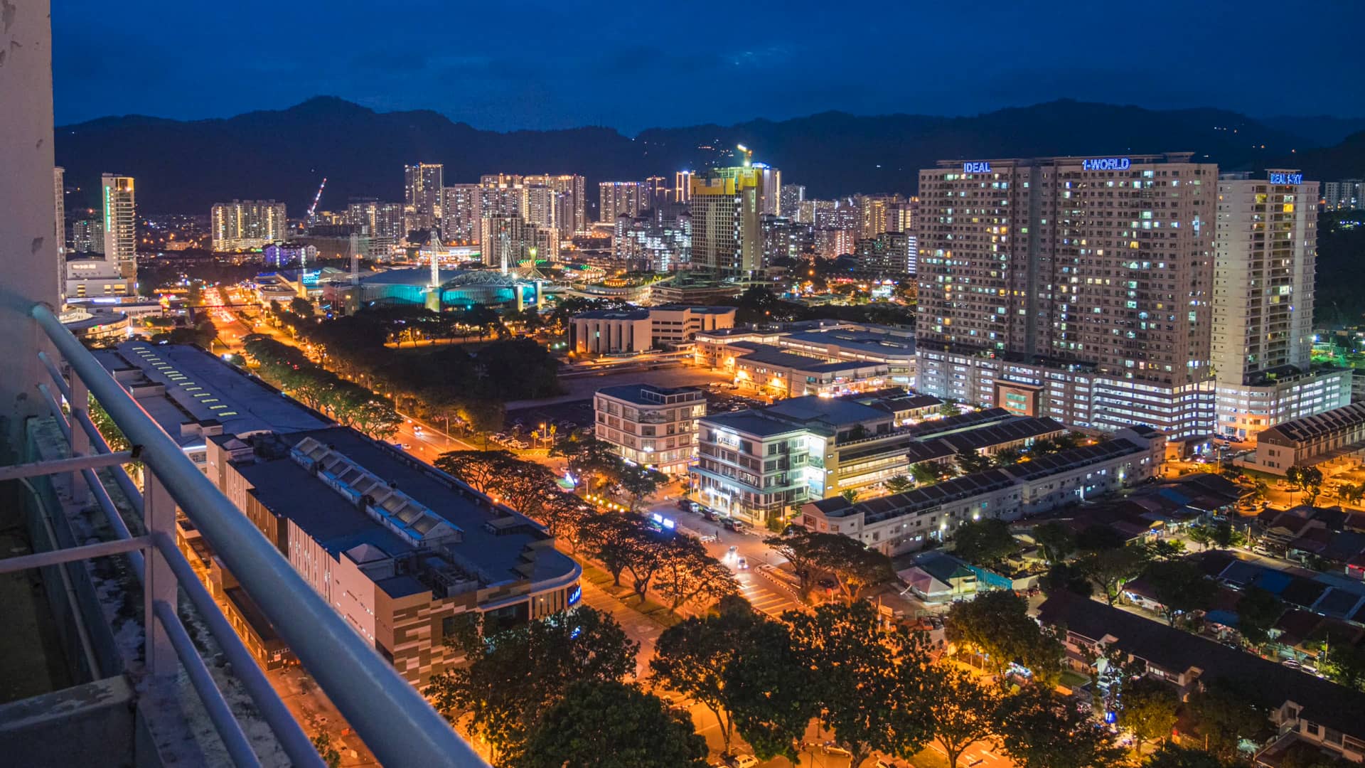 Bayan Baru Penang Suntech @Cybercity Rooftop - Sunset Timelapse on Vimeo