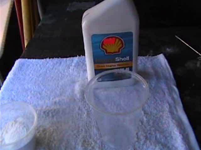 Polymer Oil Spill Clean Up - Science Experiment on Vimeo