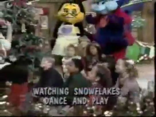 The Huggabug Club - Huggabug Cuddly Christmas on Vimeo