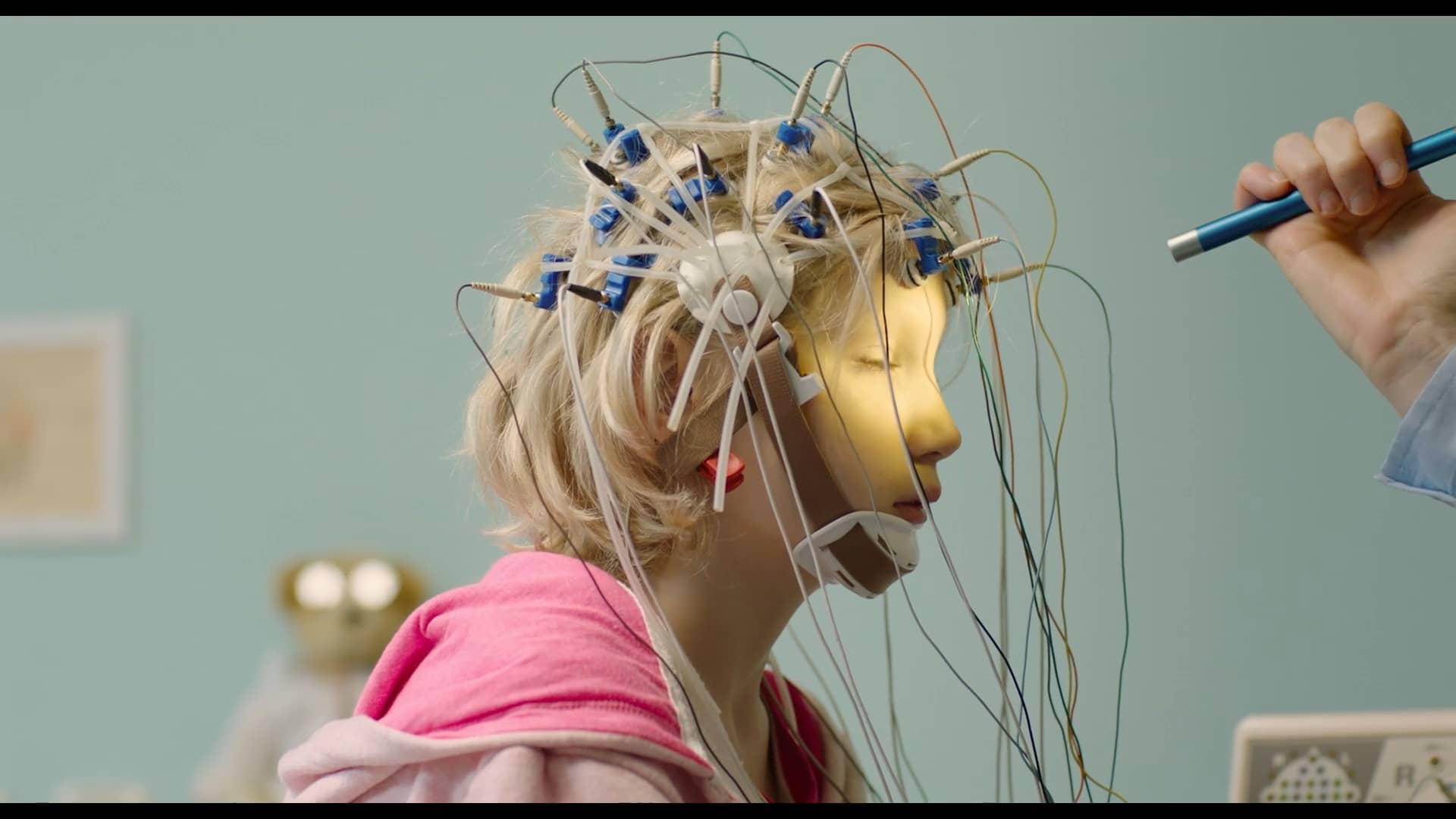 Systemsprenger Trailer on Vimeo