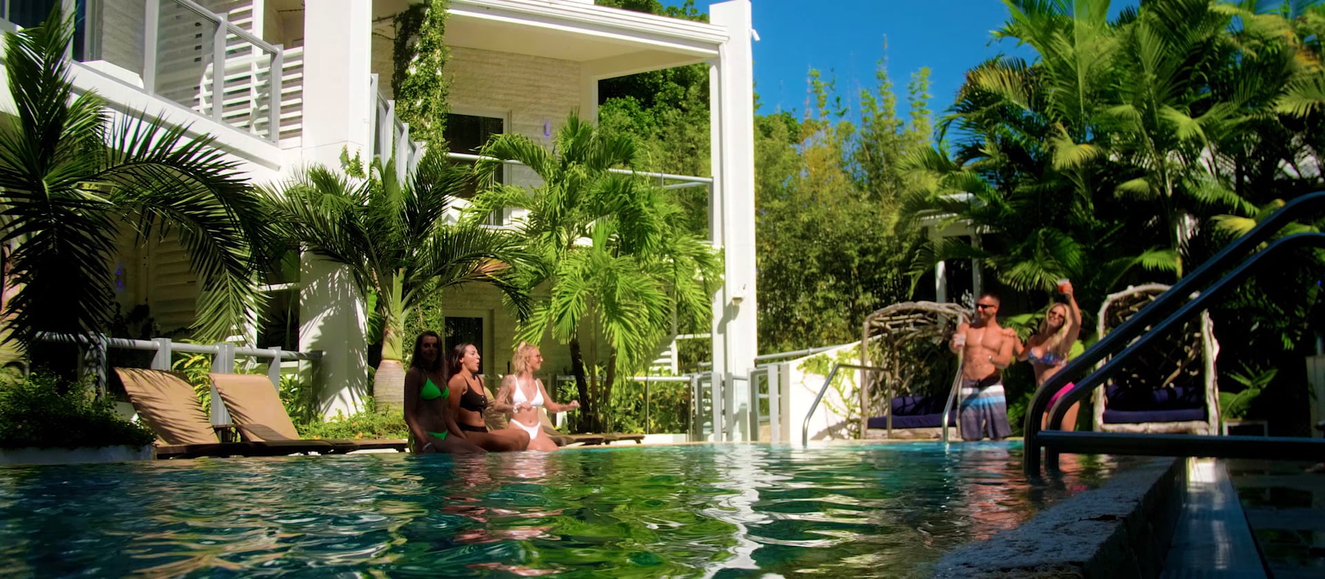 The Saint-Pool Party on Vimeo