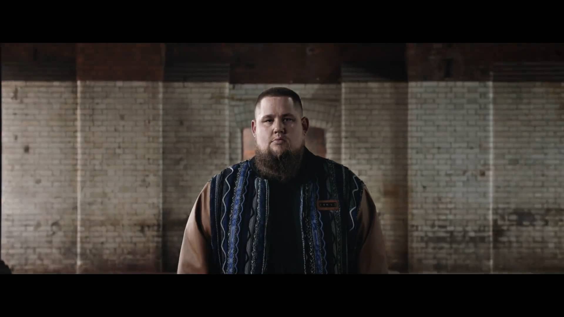 Rag'n'Bone Man - Human (Official Video) - YouTube on Vimeo