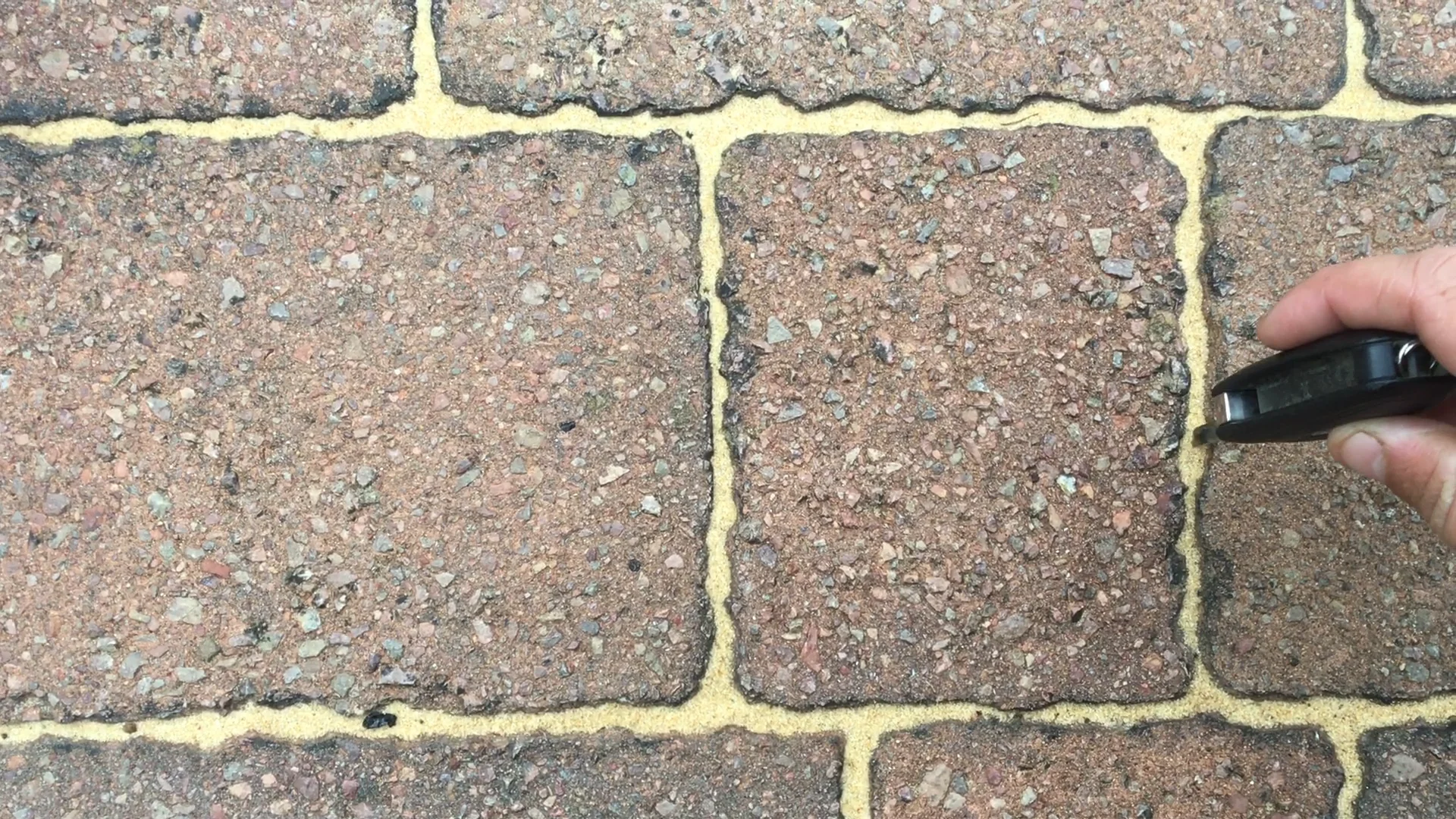 High solid sealer hardening sanded joints