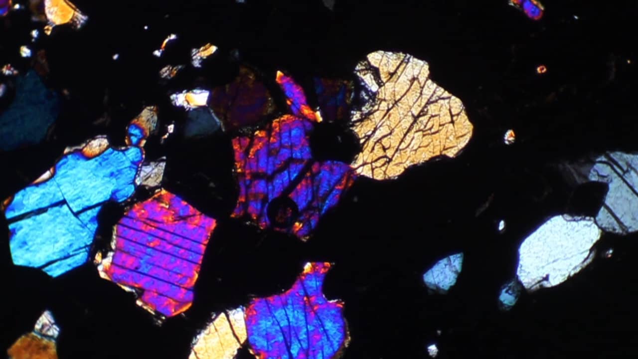hedenbergite in thin section FKM-97 XP on Vimeo
