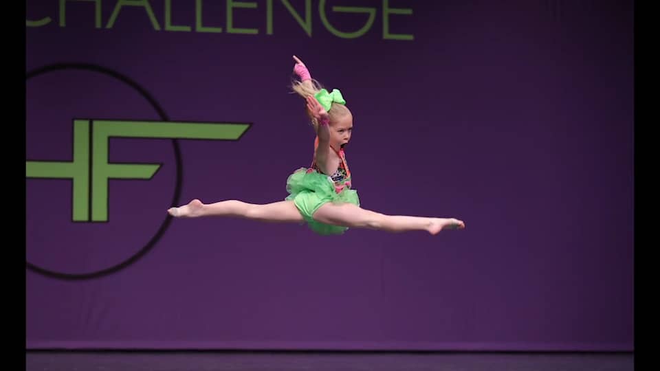 Kinley Cunningham | Dance Reel 2018-2019 on Vimeo