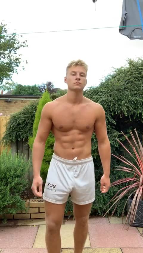 BOX Menswear Max Wyatt Shorts on Vimeo