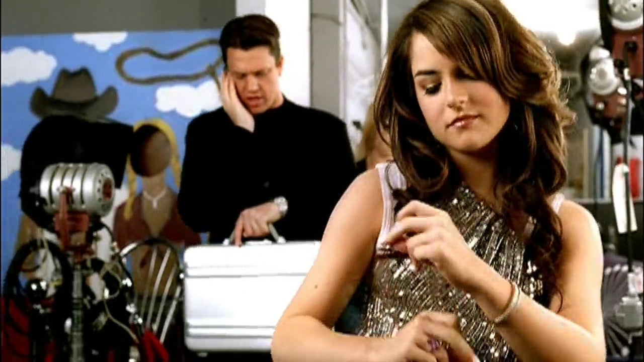 JoJo - Not That Kinda Girl (Official Video) on Vimeo