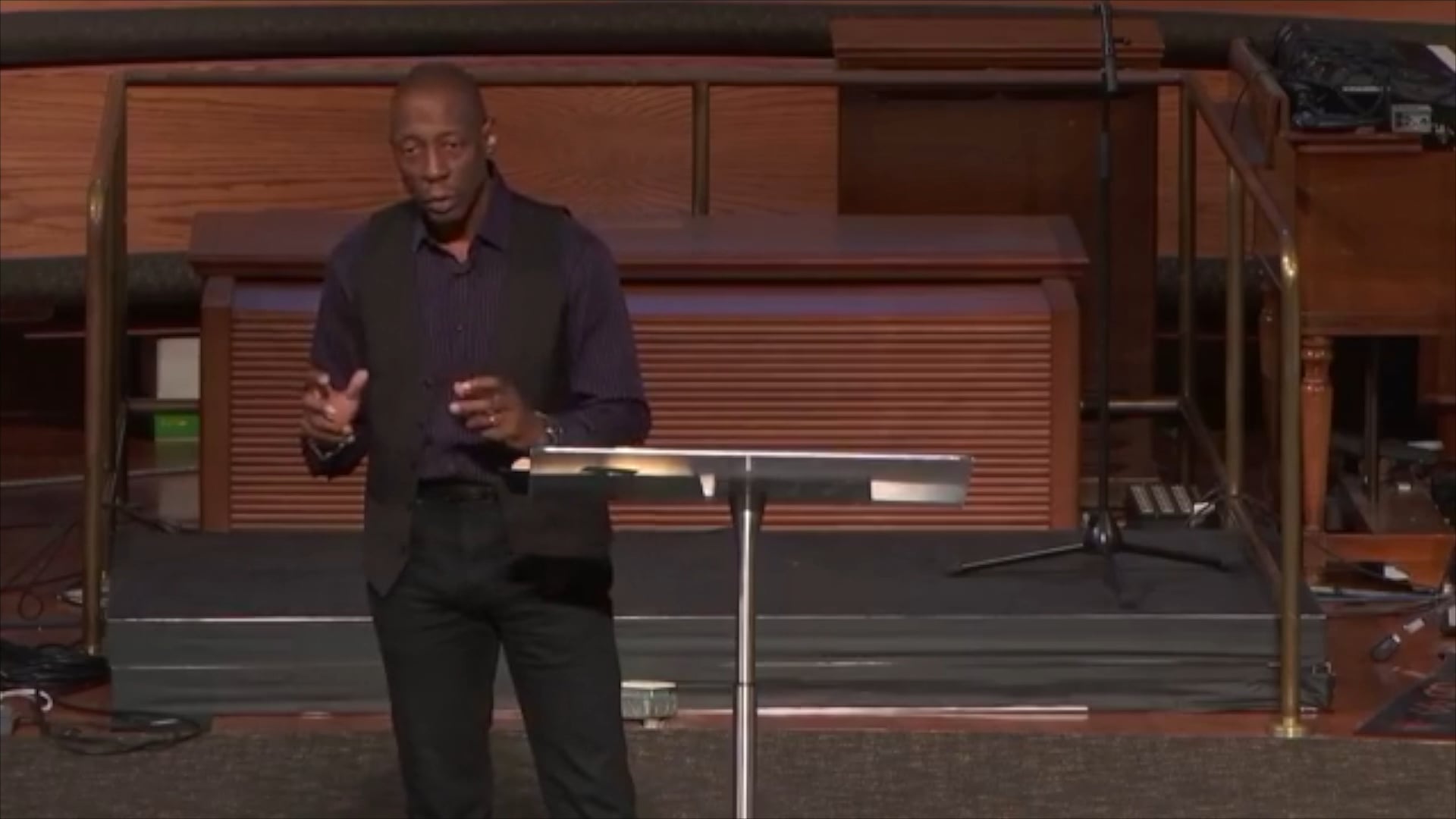 400Conference- Bishop Garland Hunt on Vimeo