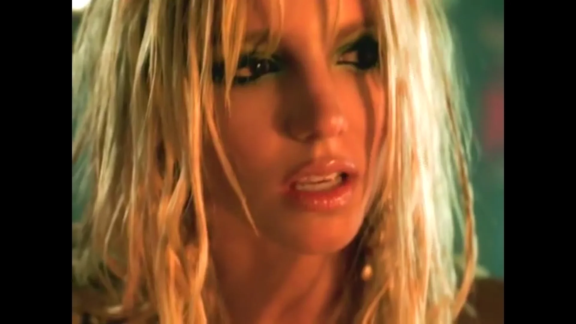 Warrant - Cherry Pie (Official Video)