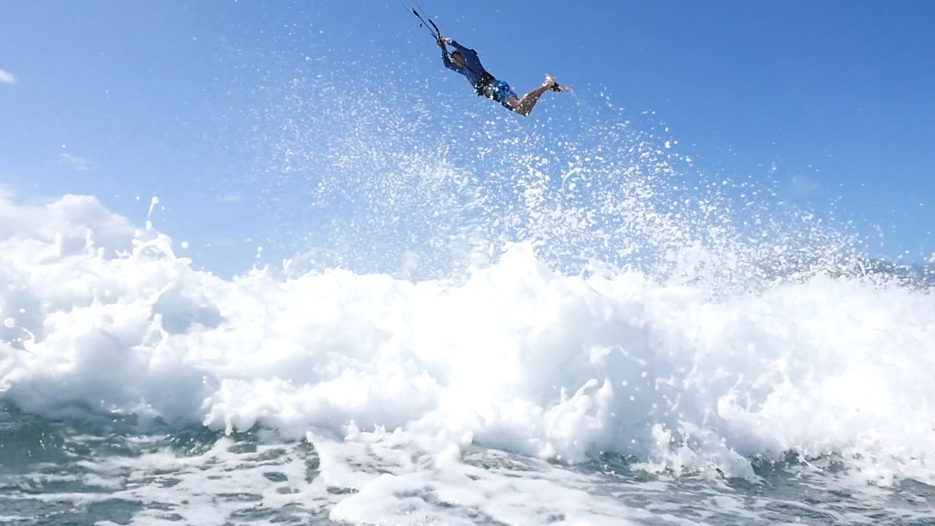 Nik Sabin Kite on Vimeo