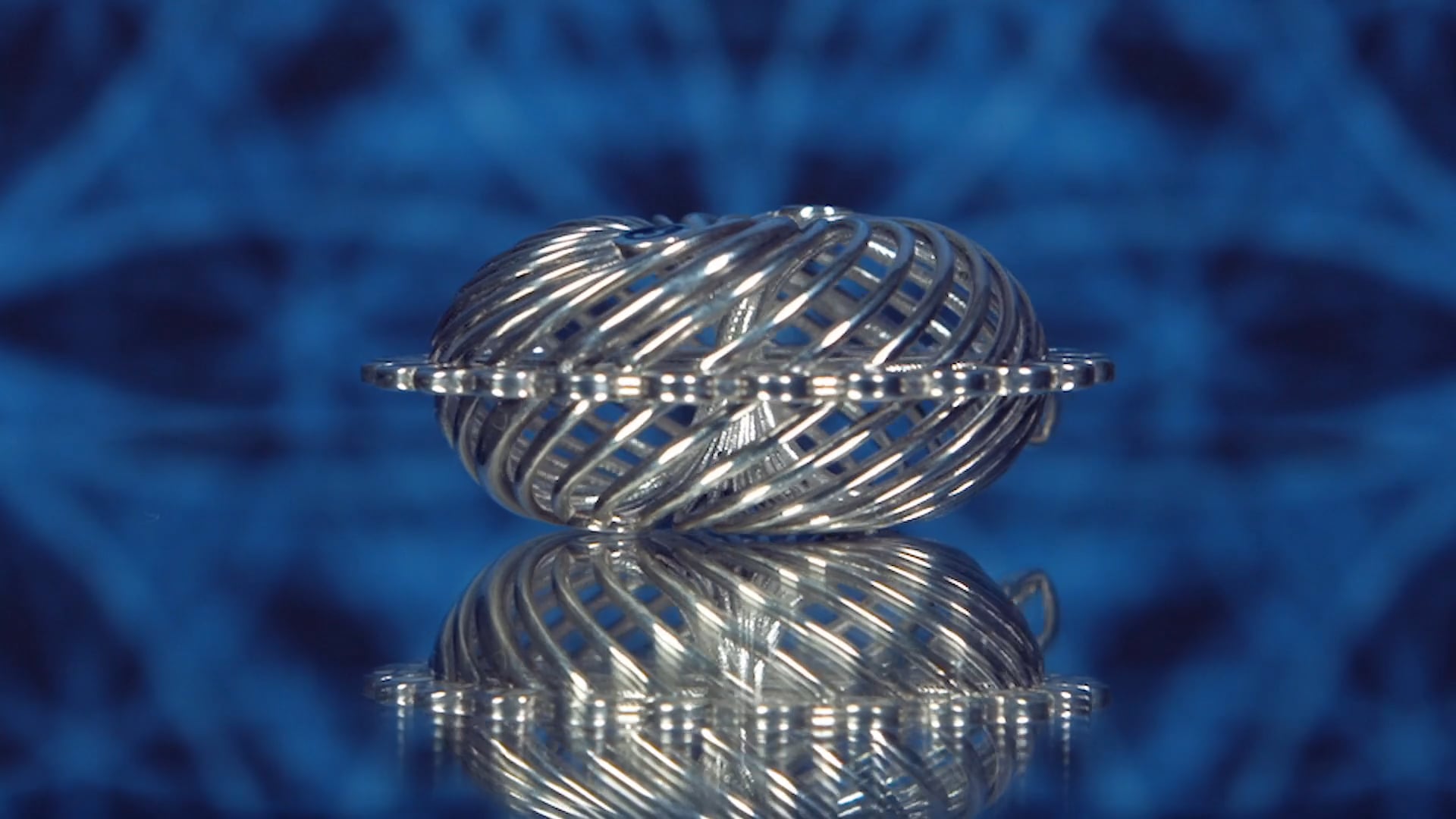 Fibonacci Torus on Vimeo