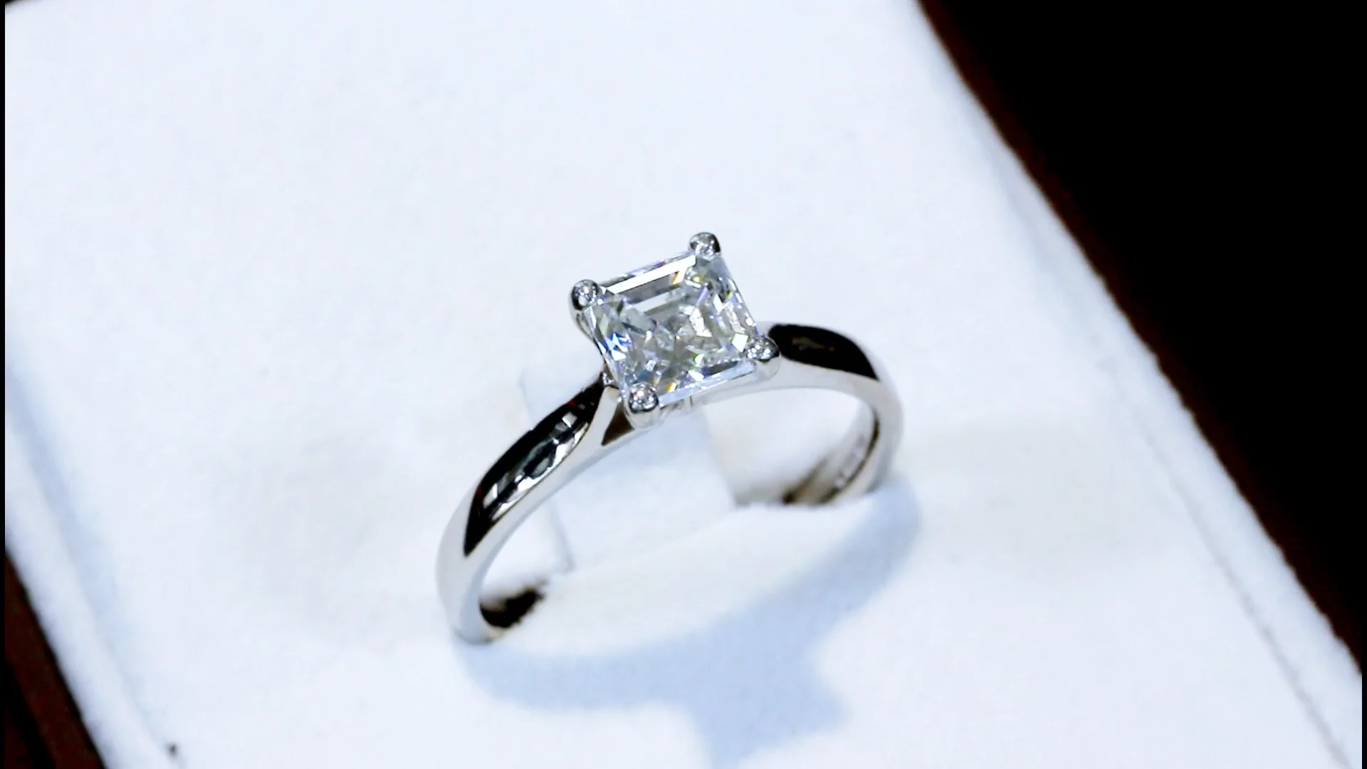 0.97 ct Diamond and Platinum Solitaire Ring - Contemporary 2008 - W9981