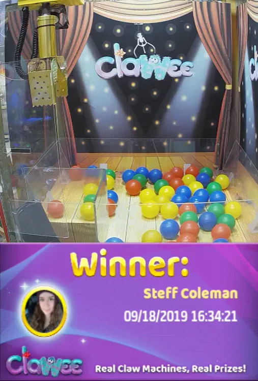I played Clawee and won a real prize! Check it out --->! on Vimeo
