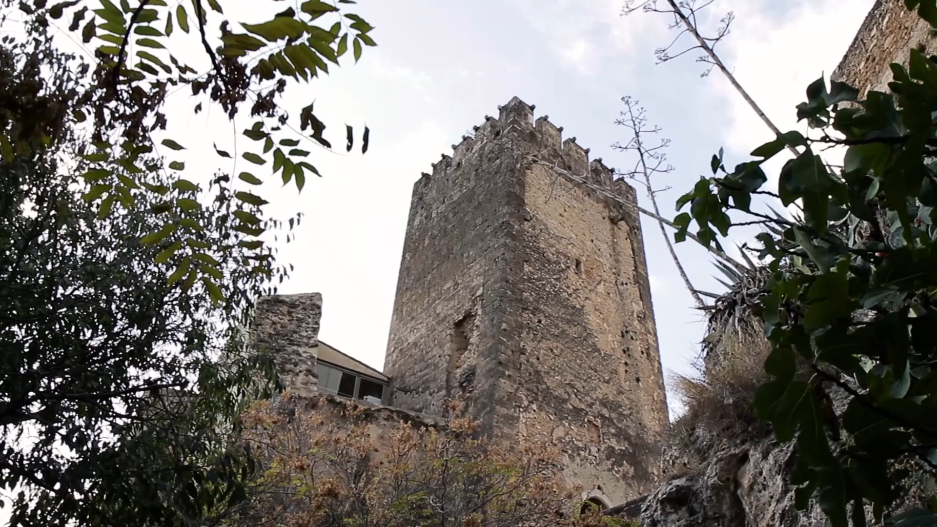 Defiende el Castillo on Vimeo