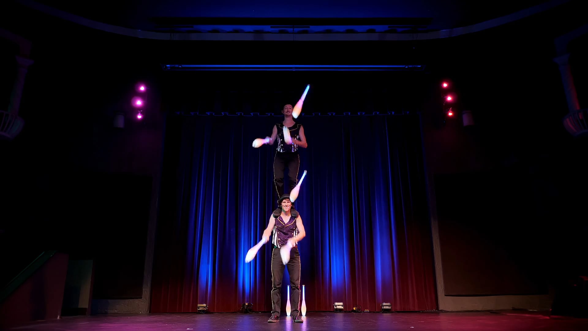 Hire Eli March - Juggler in Portland, OR | GigSalad