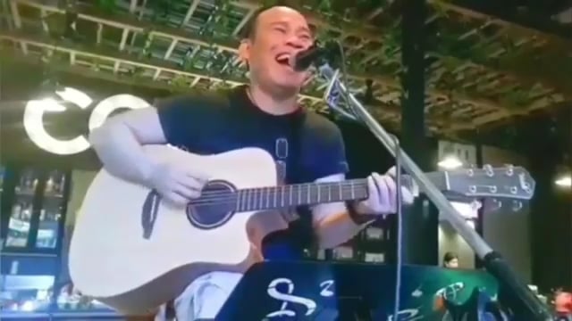 SOLO ACOUSTIC SINGER on Vimeo