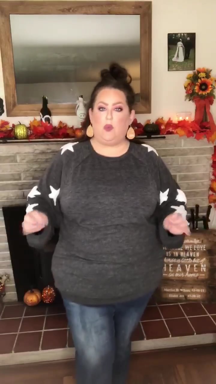 Mel Star Sleeve Top on Vimeo