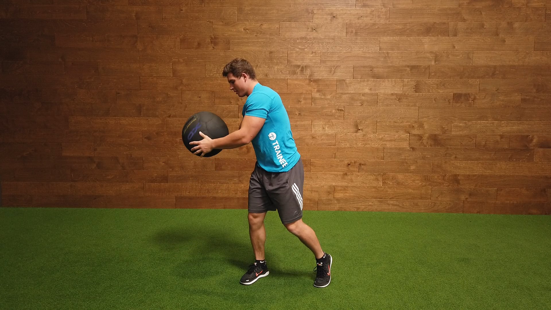 Lateral Med Ball Slam on Vimeo