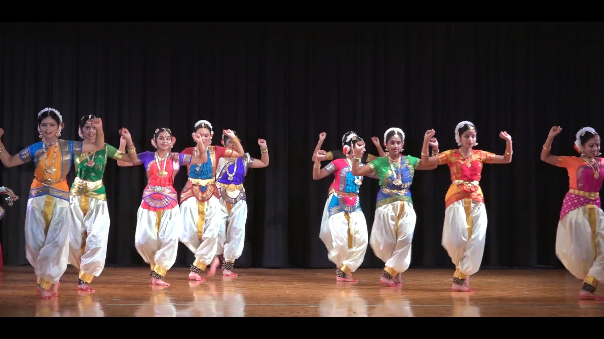 DANCE PERFORMANCE on Vimeo