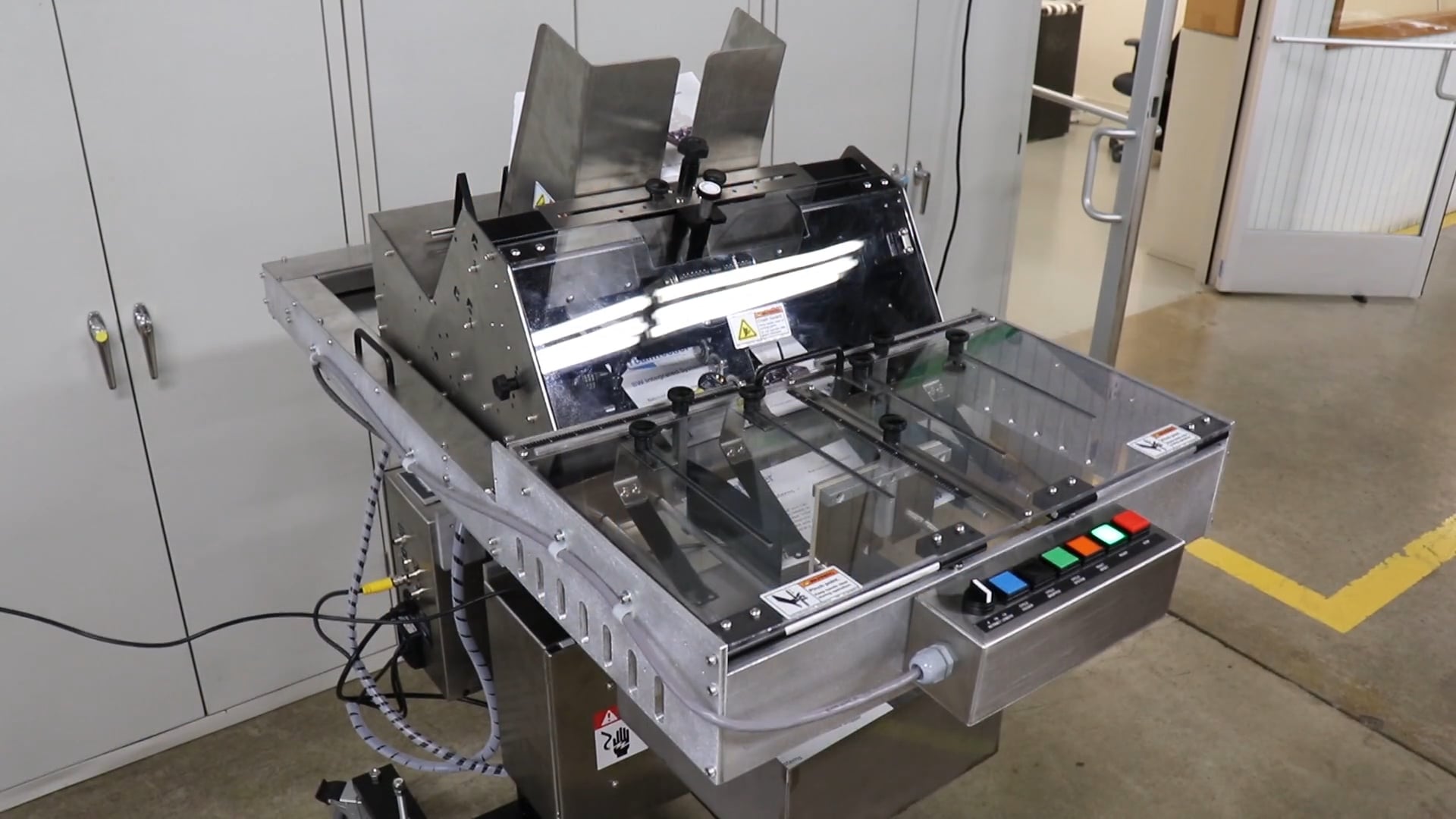 Streamfeeder XTR Retractable Dropper on Vimeo