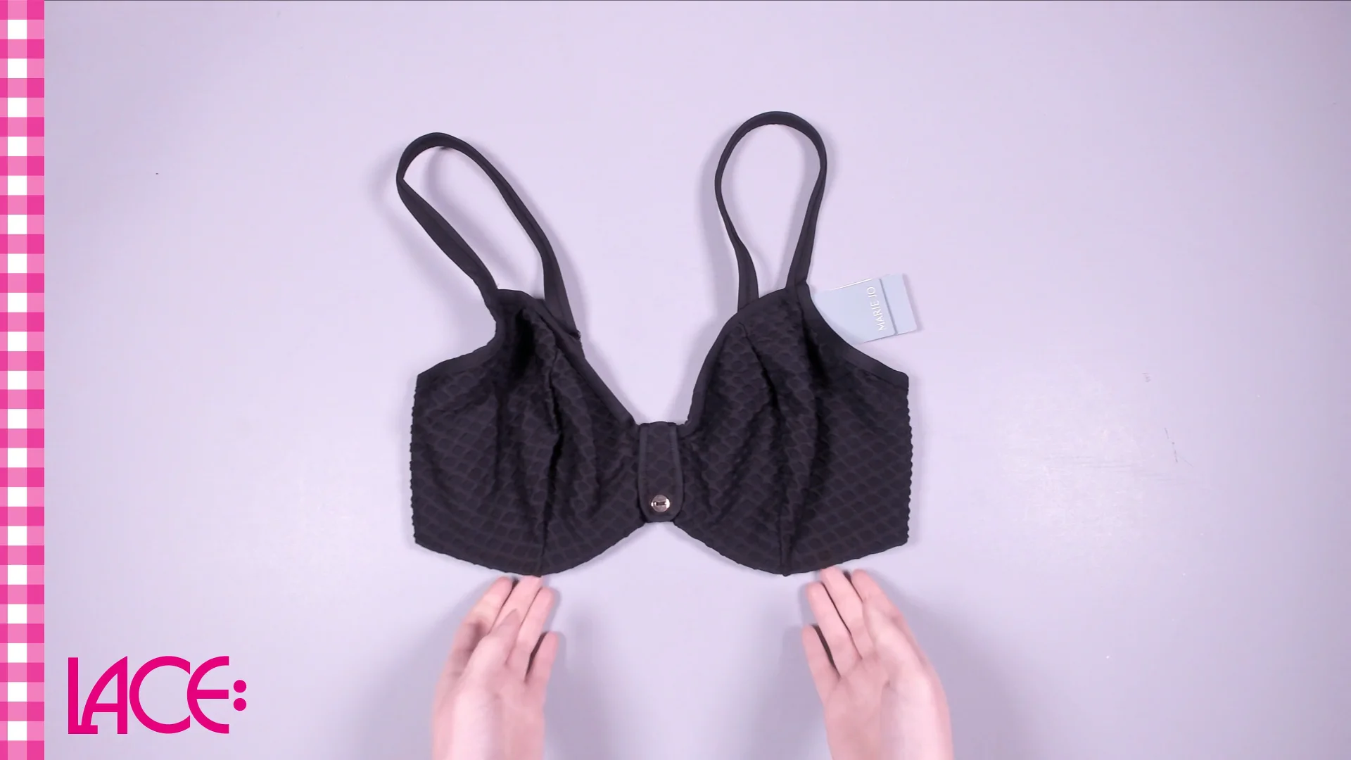 Marie Jo - Brigitte - Bikini BH - Black_1000310_70F | Lace.de on Vimeo