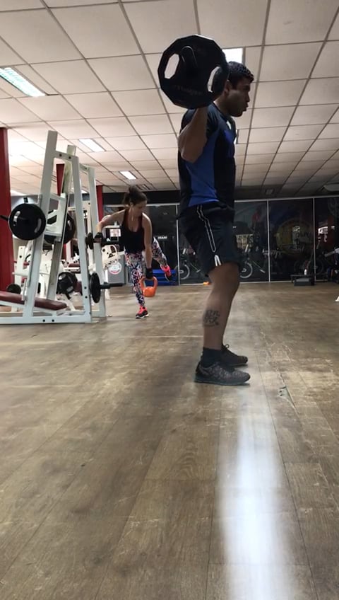 Agachamento Livre ( Super Lento ) on Vimeo