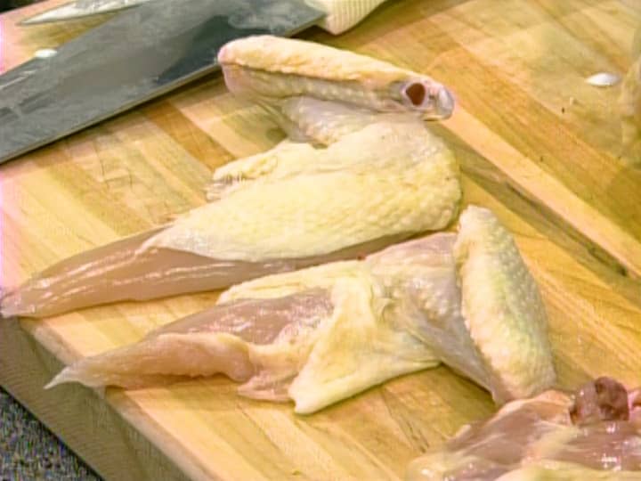Complete Pépin - Chicken - Sautéing - Preparation on Vimeo
