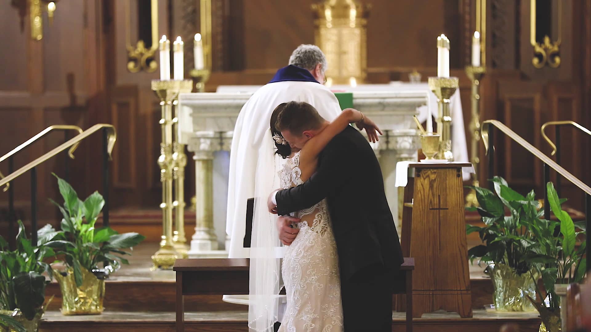 Jennifer & Garret Cinematic Highlight on Vimeo