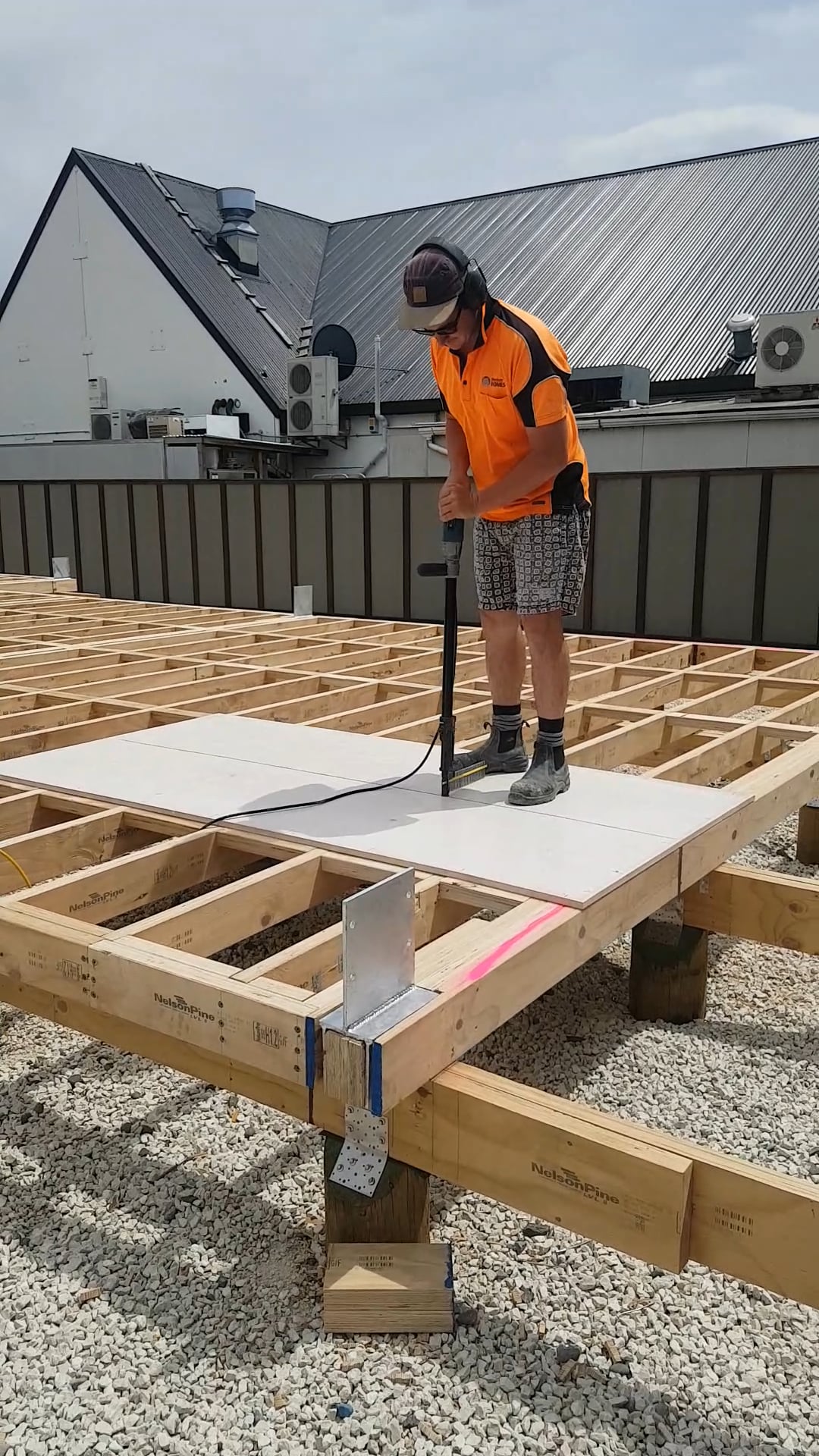 6 - Installing Magnum Board™ 18mm Flooring Underlay