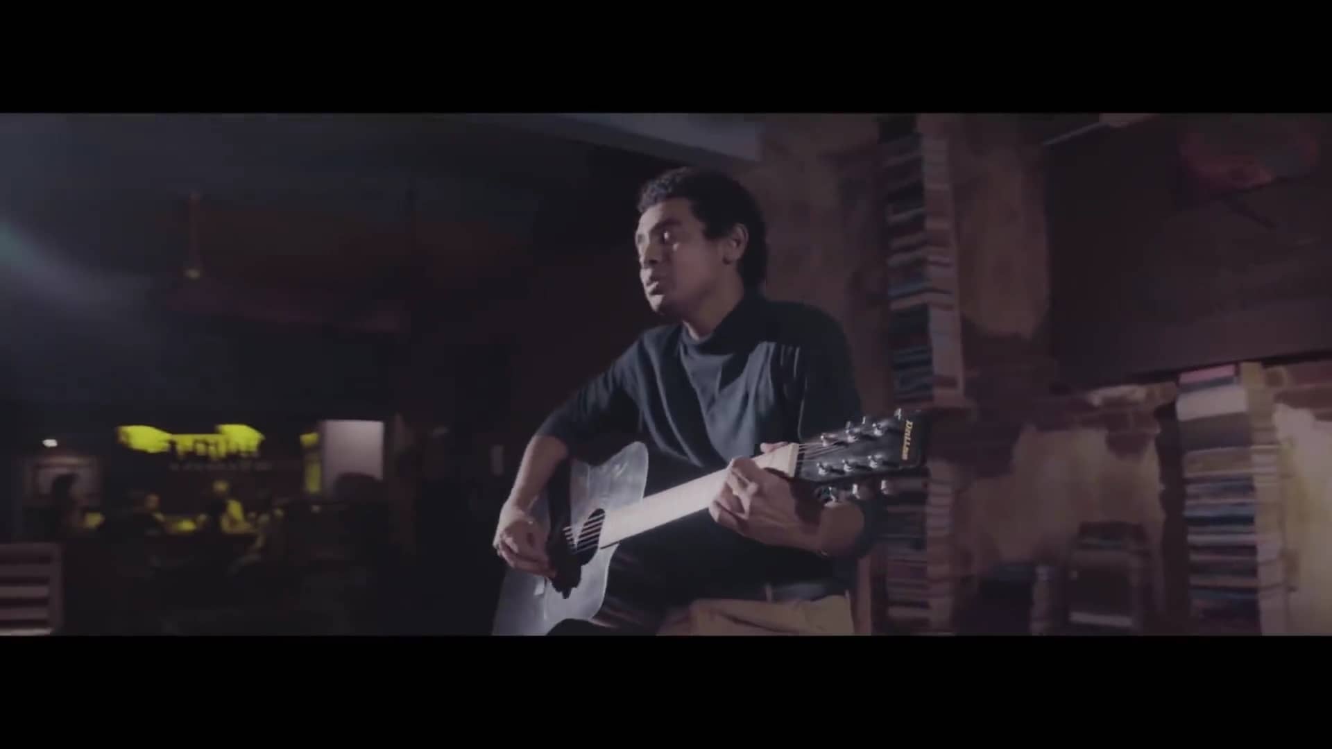 Sadara Bandara - Poddiye (පොඩ්ඩියේ ) Timran Keerthi [Official Music ...