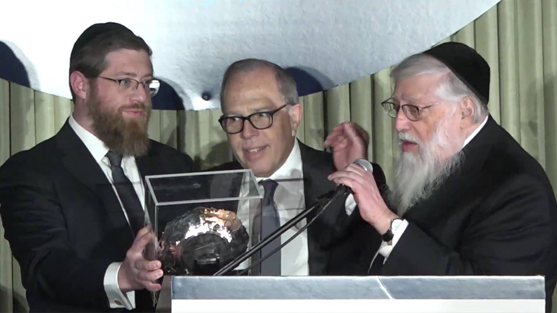 06 Yehoshua Leib Fruchthandler on Vimeo