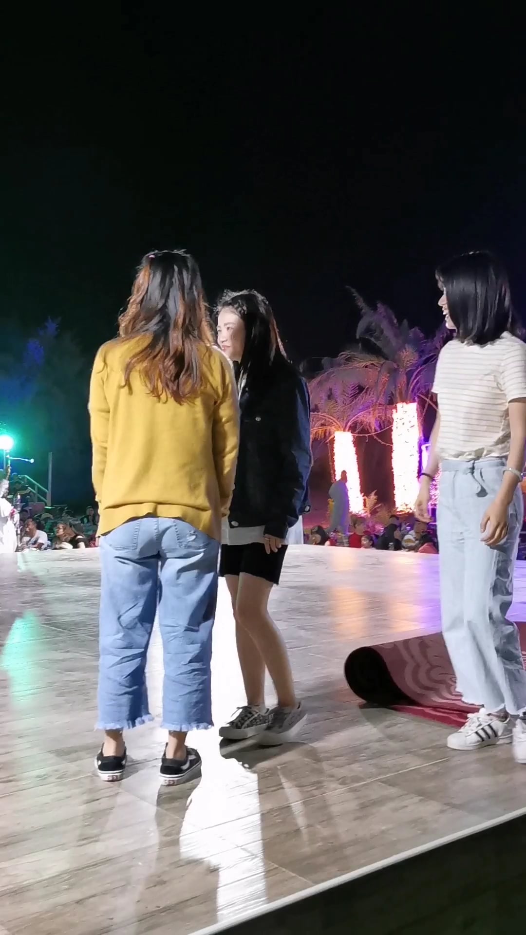 Dancing party part 1 on Vimeo