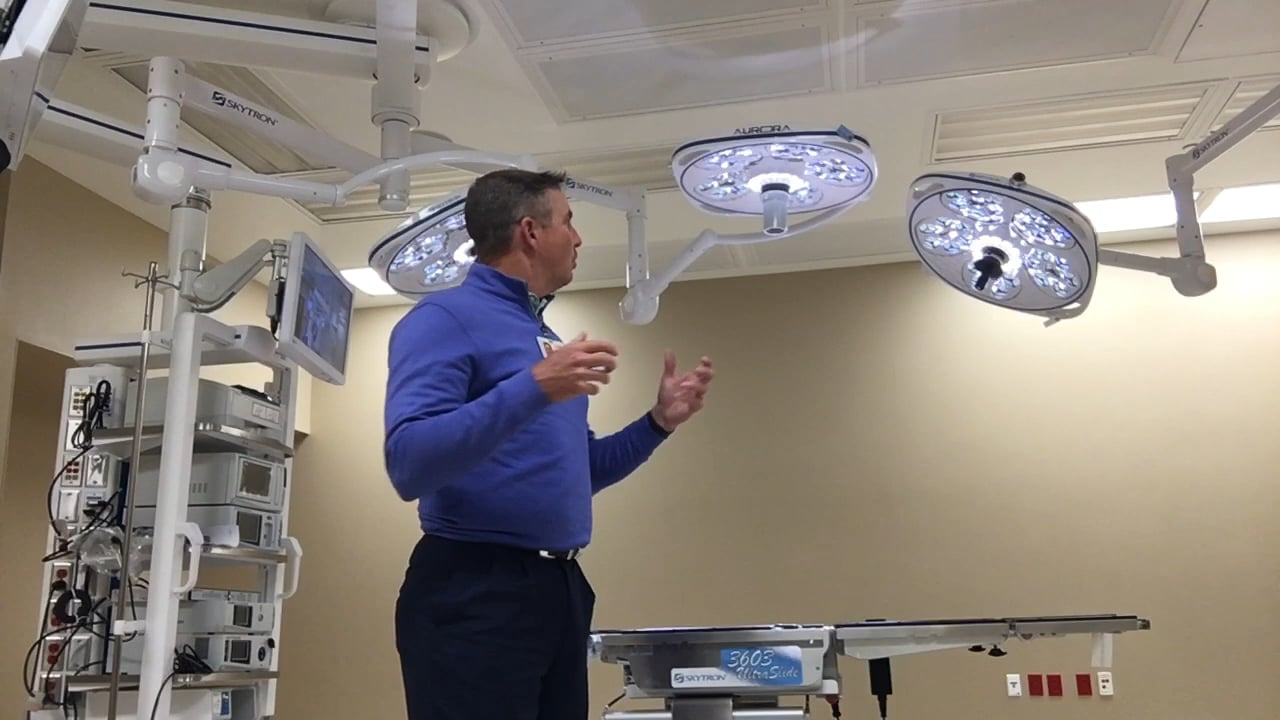Skytron Aurora 4 Surgical Light In-Service on Vimeo