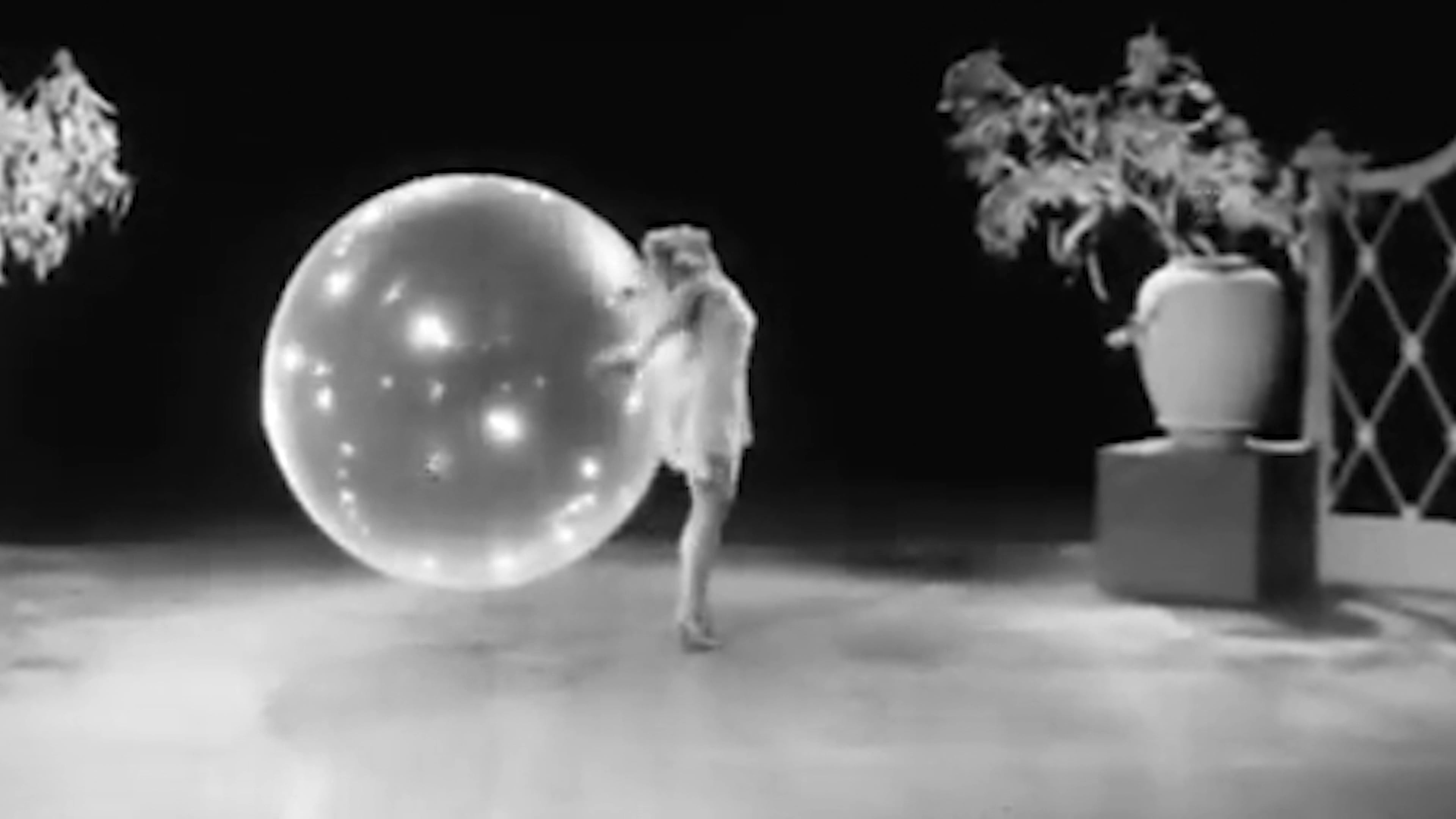 The Bubble Dance on Vimeo