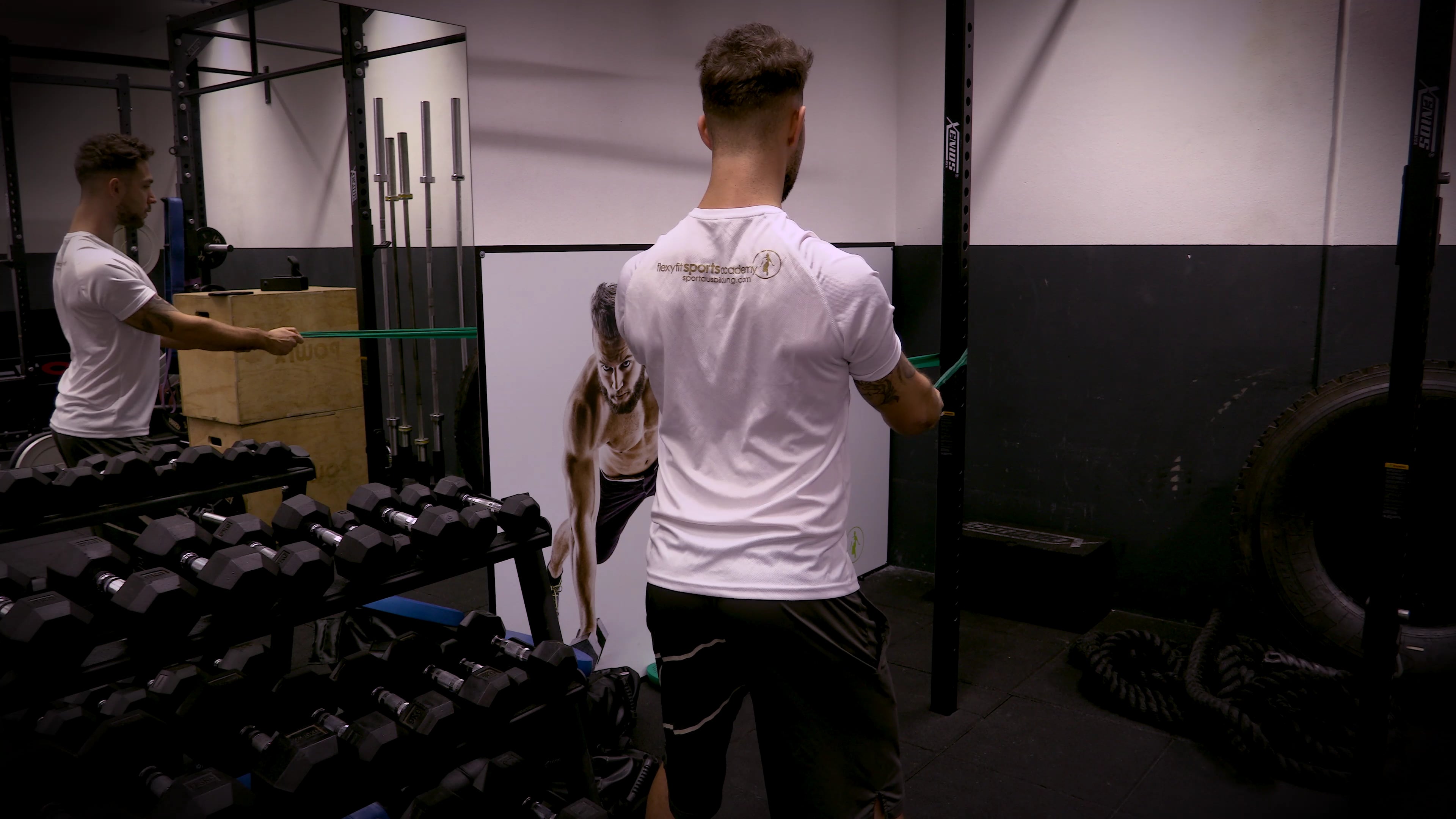 Blog_Straight_Arm_Row on Vimeo